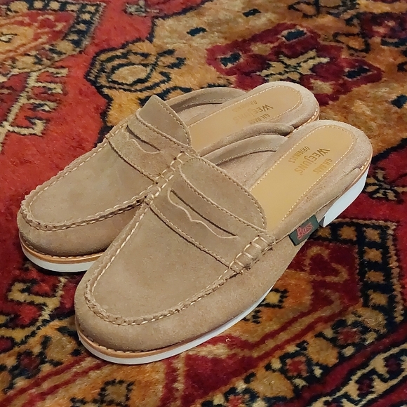Weejuns | Shoes | Bass Weejuns Womens Tan Suede Mules | Poshmark